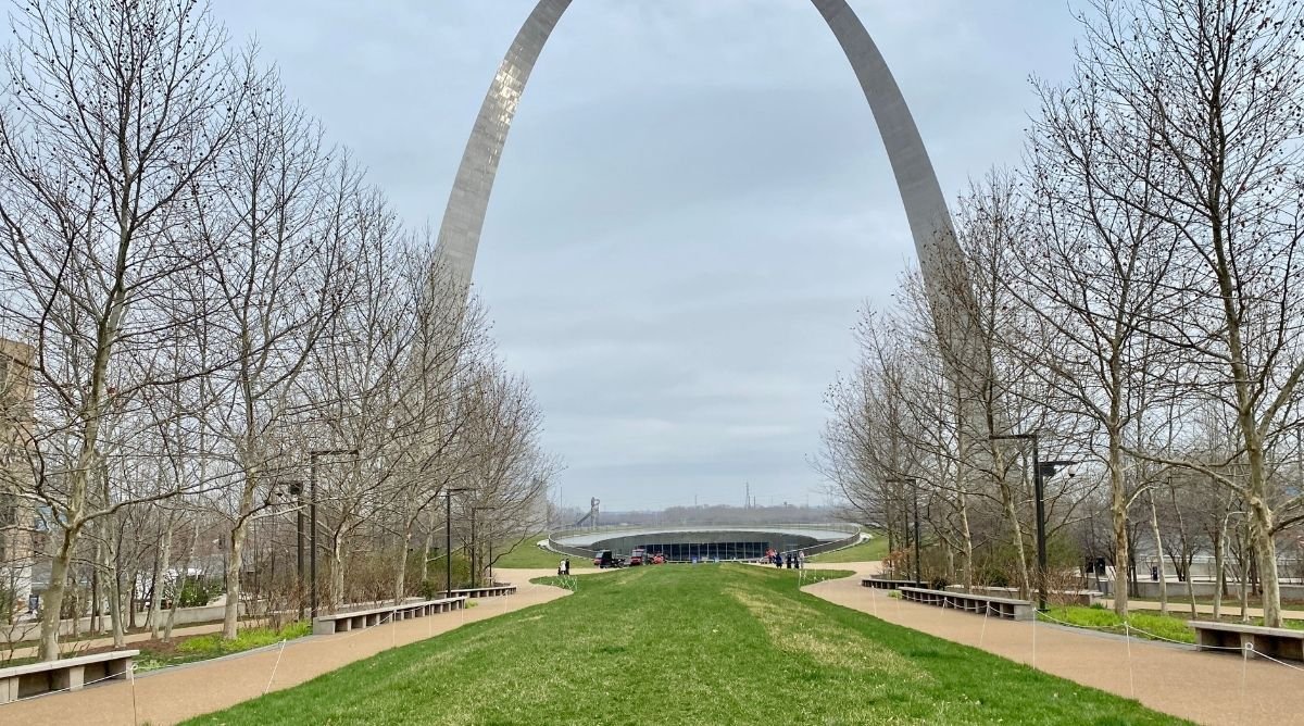 How Far Is 300 Feet? 15+ Things That Are 300 Feet Long